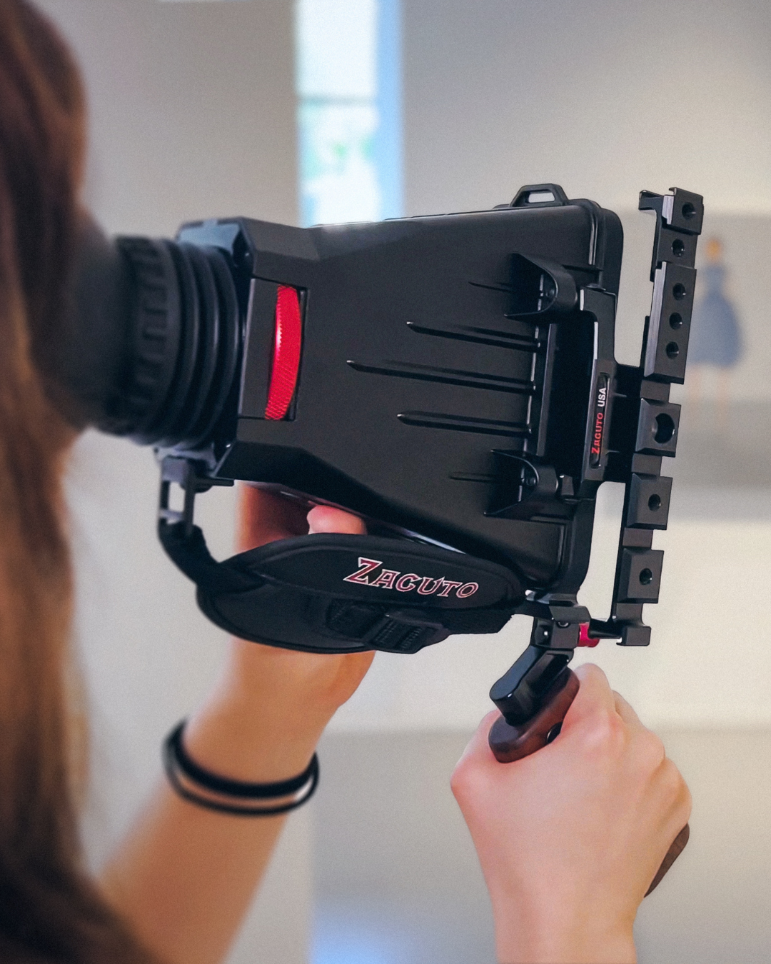 Camera Shoulder Rigs: Everything You Need to Know Before You Buy — Zacuto